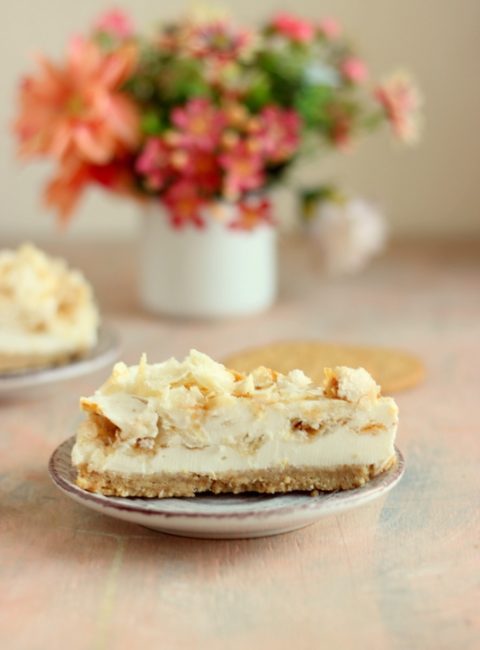 Cheesecake allo yogurt e frutti rossi con base ai Corn Flakes